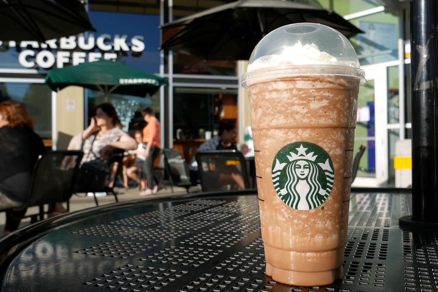 Starbucks schrikt van komst activistische investeerder Elliott - M&A Starbucks schrikt van komst activistische investeerder Elliott - M&A